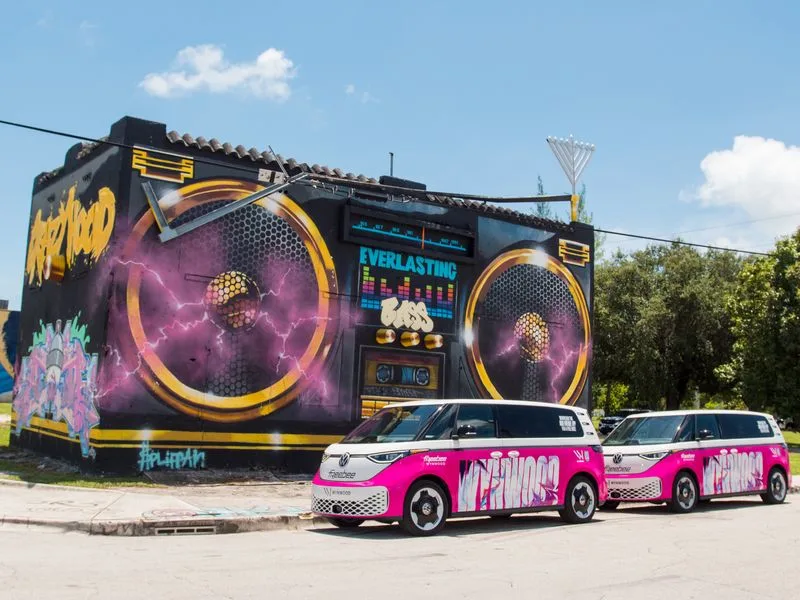 Freebee rides around Wynwood in hot pink Volkswagen vans by South ...